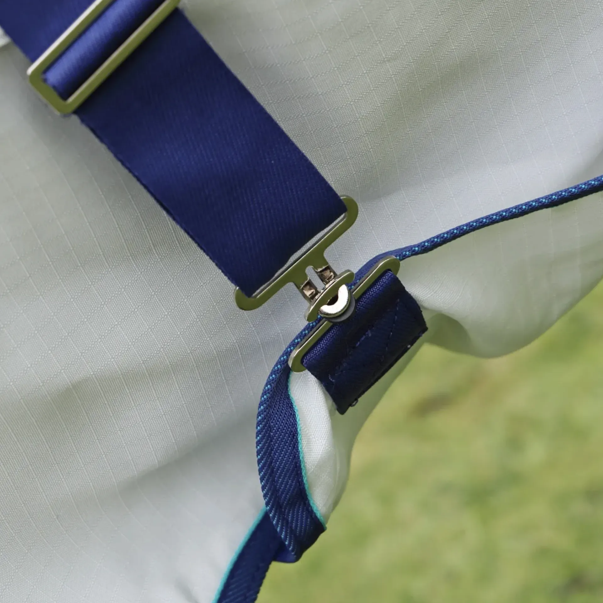 Shires Highlander Plus Sweet-Itch Combo Rug in White